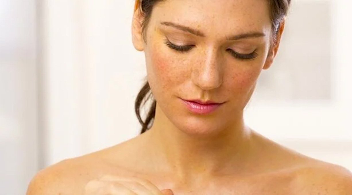 Comment dépigmenter les taches sur la peau ? | VICHY