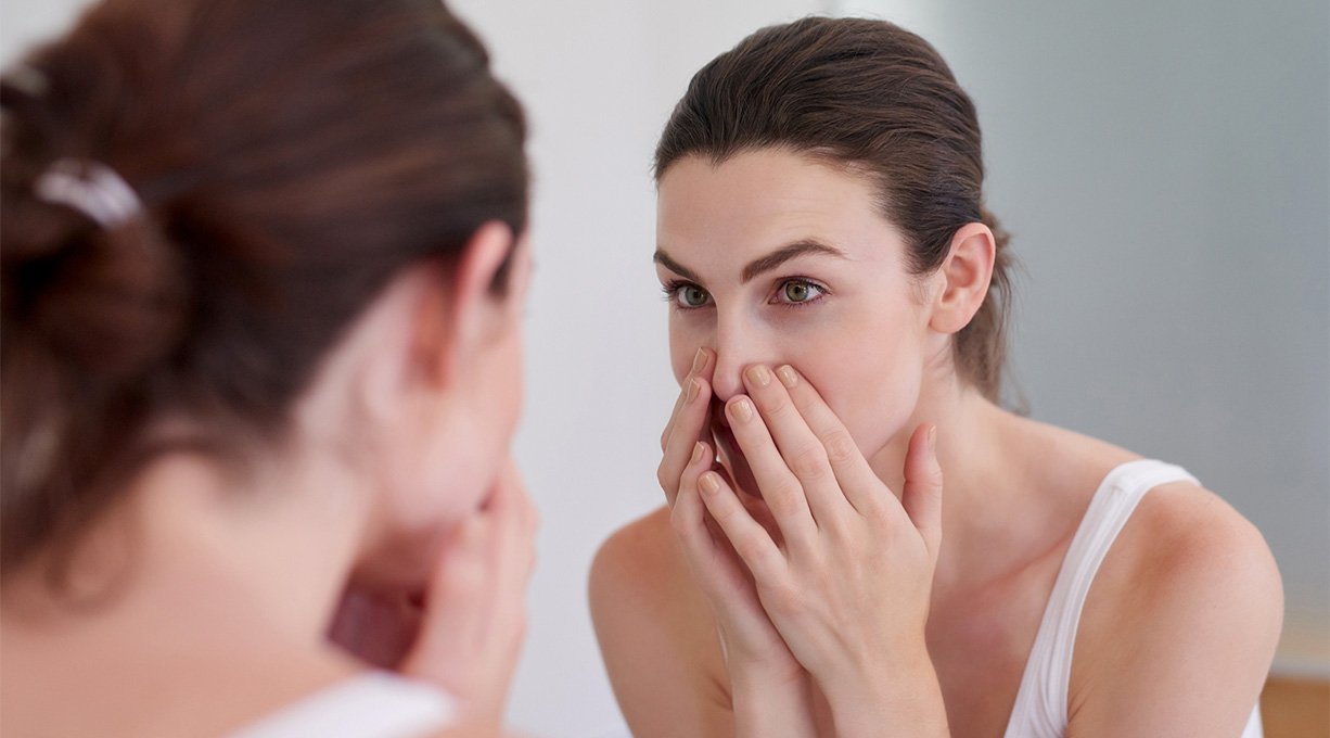 Excès de sébum sur le visage : comment l'éliminer ? | VICHY